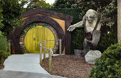 8 Day Middle Earth New Zealand Coach Tour | 3* Hotels